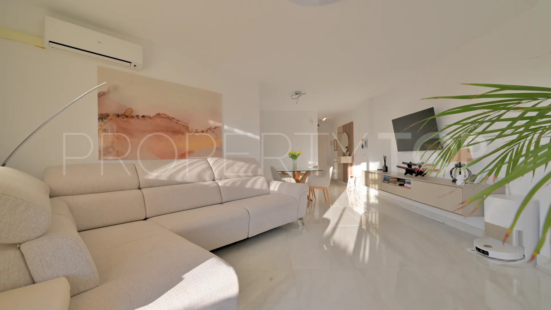 Apartamento en Riviera del Sol | 2DR, 2BA, 82m², €299k