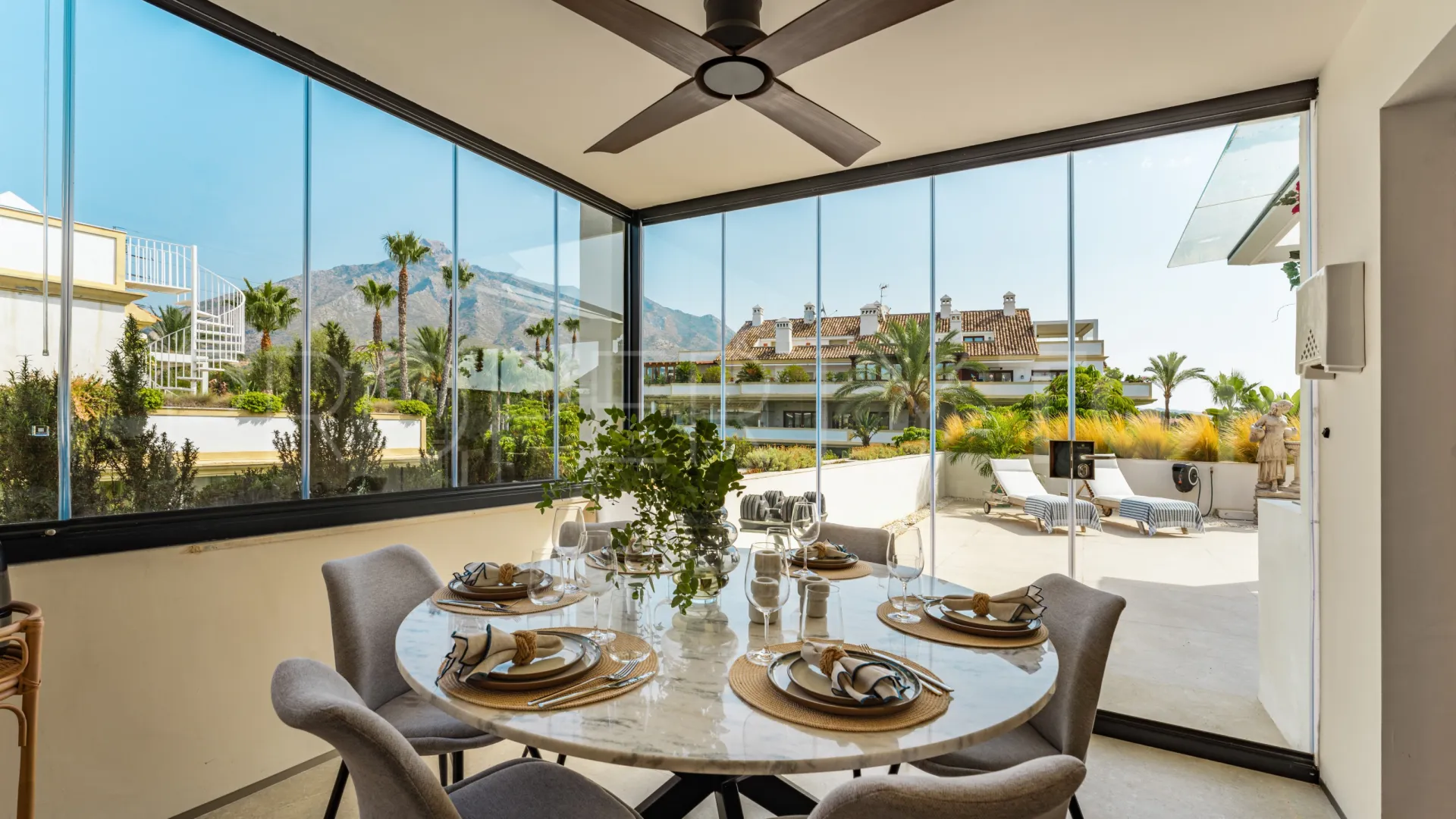 Atico Duplex en Lomas del Rey | 3DR, 3BA, 276m², €2,3M
